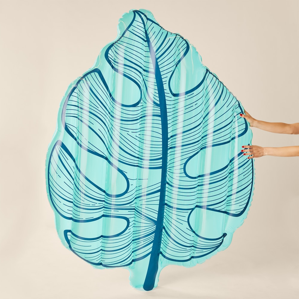 Wonder Co. Leaf Pool Float - seasonsgala.com